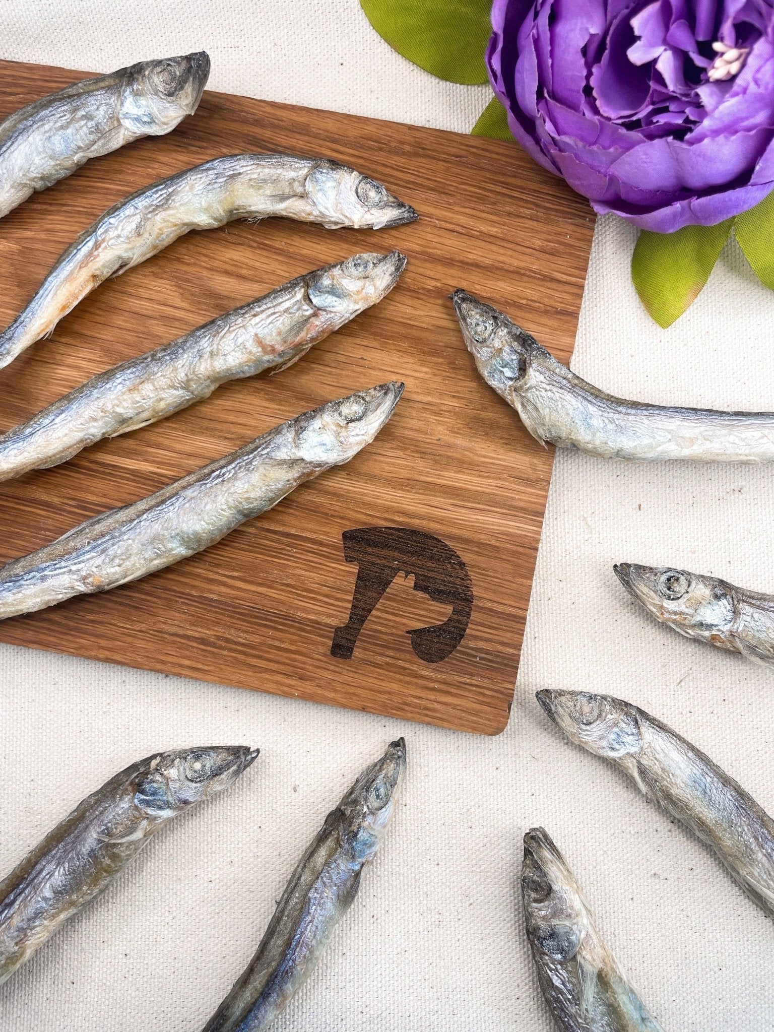 Freeze-dried Wild-Caught Capelin – Doglicious Bakery Bites